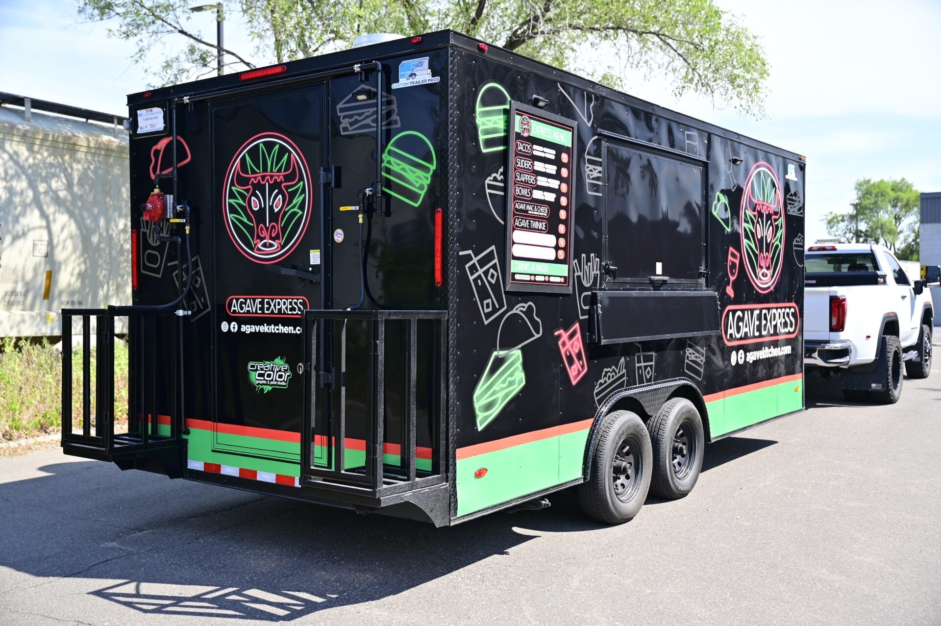 Custom Food Truck & Van Logo/Menu Printing | SOYT Printing Highlands – SOYT Printing Company